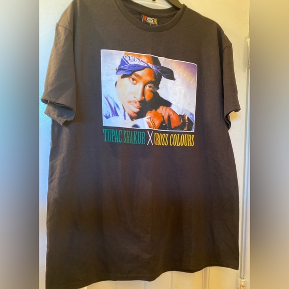 Cross Colours | Shirts | New Tupac Shakur Graphic Tshirt | Poshmark